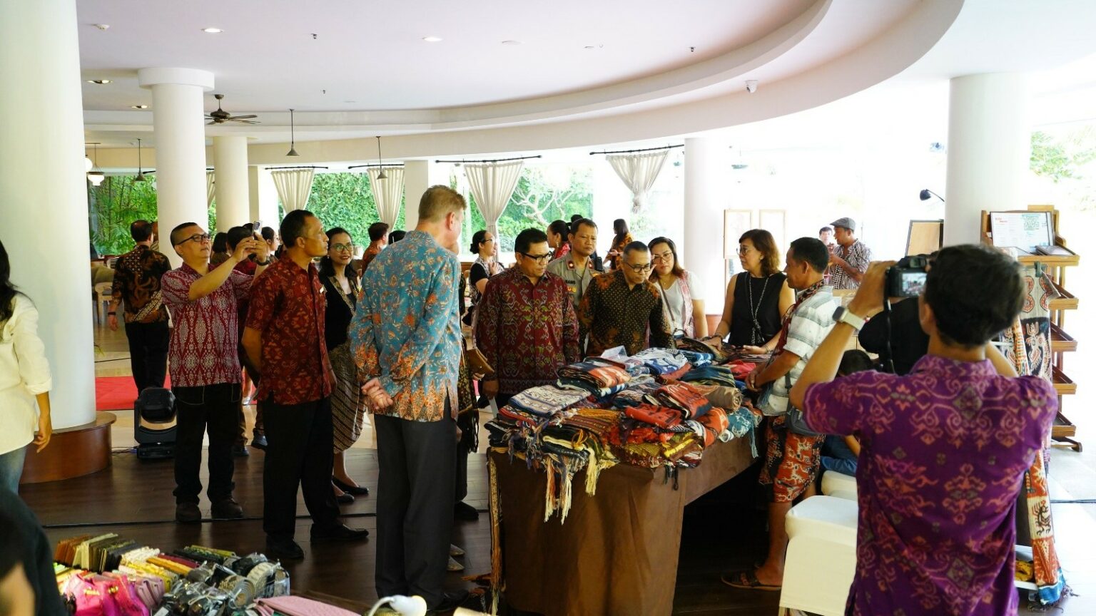 Wastra Wonderland Merusaka Nusa Dua: Culture & Fun