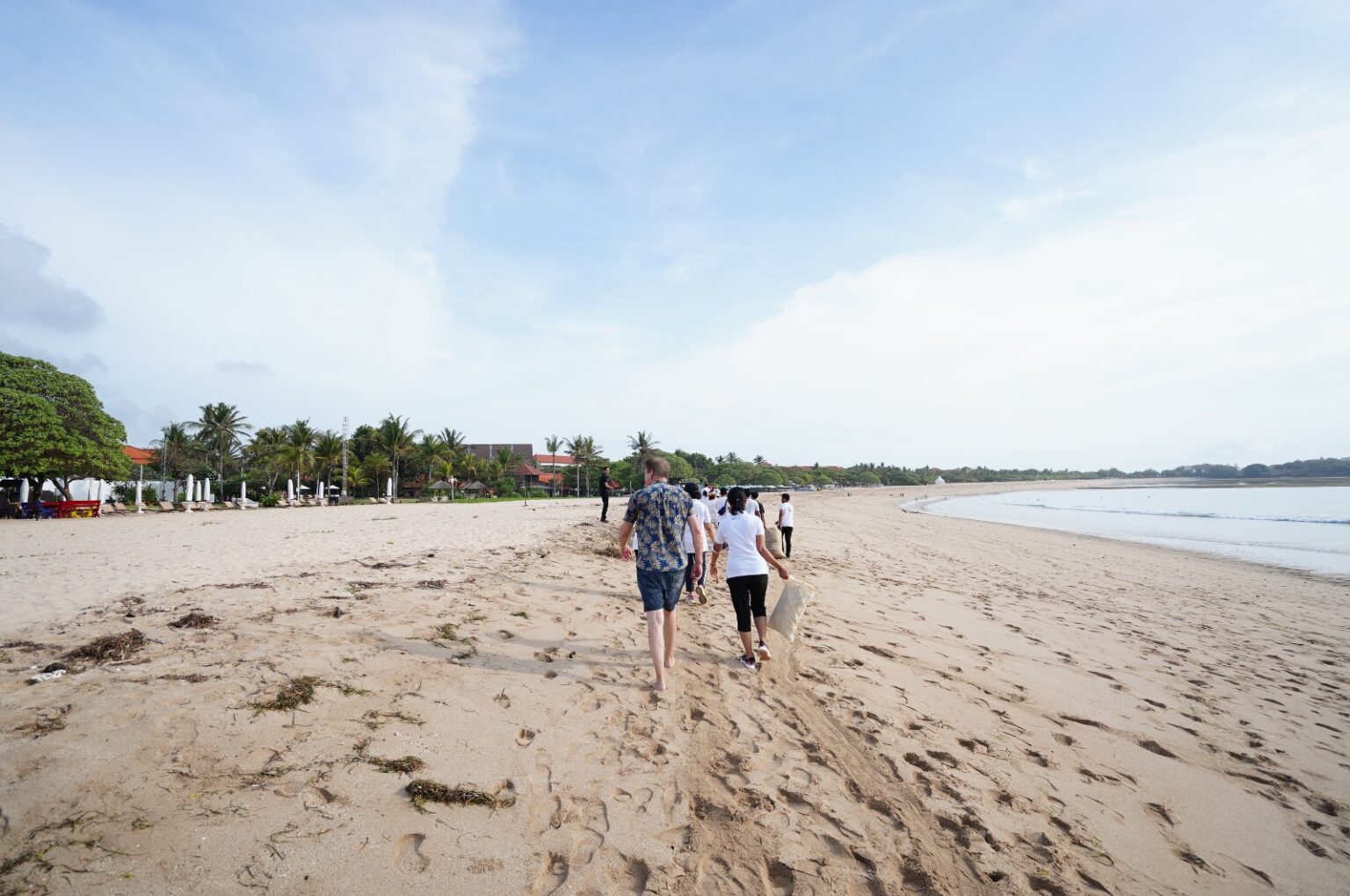 Merusaka Beach Cleanup: Protecting Our Ocean Together